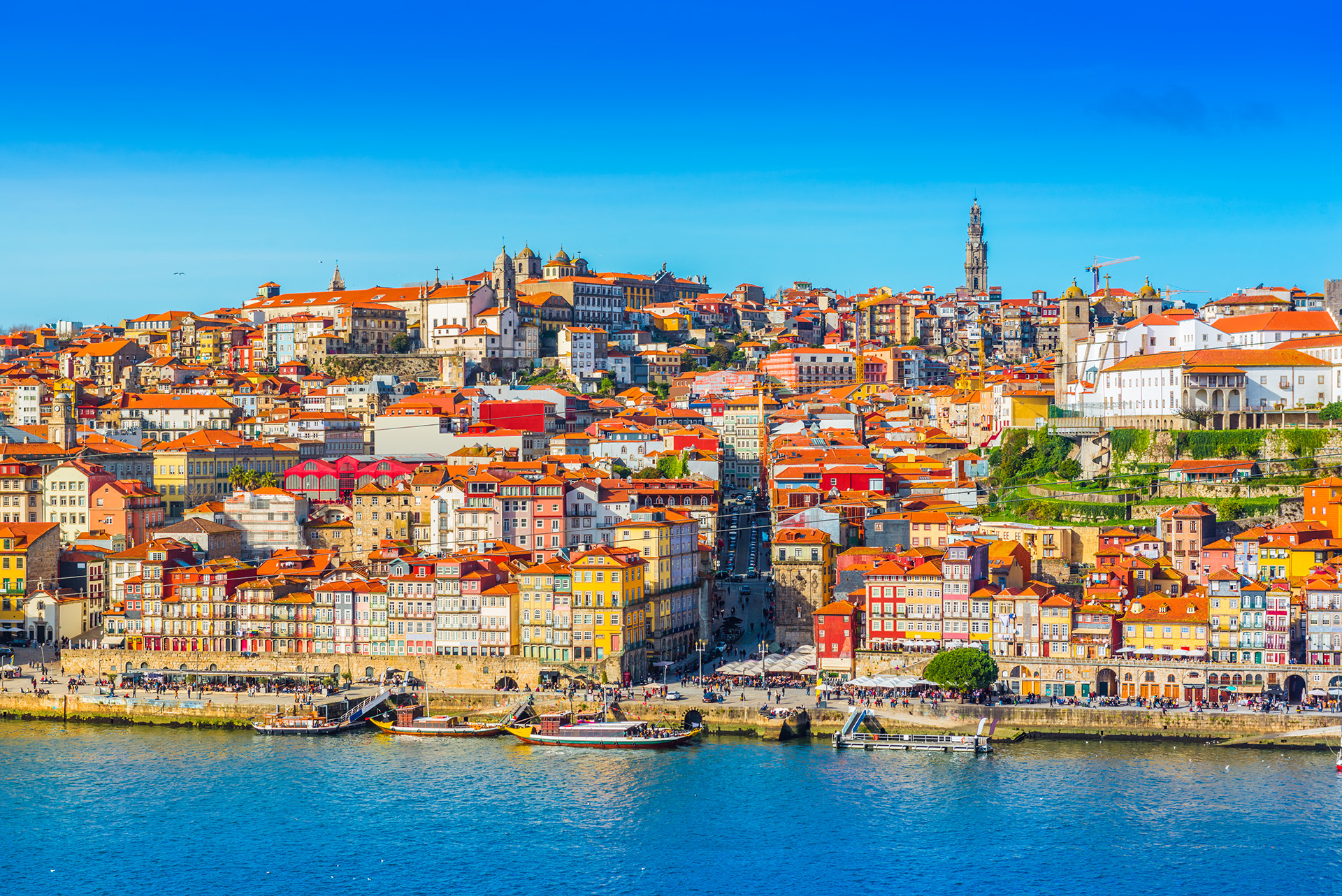 Portugal pushes B2G e-invoicing deadline